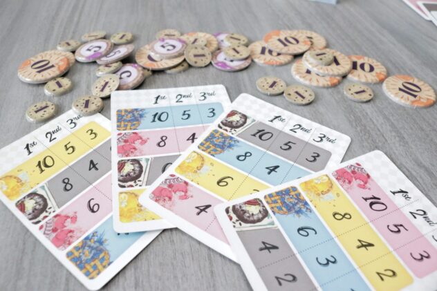 Berried Treasure scoring cards - One Board Family